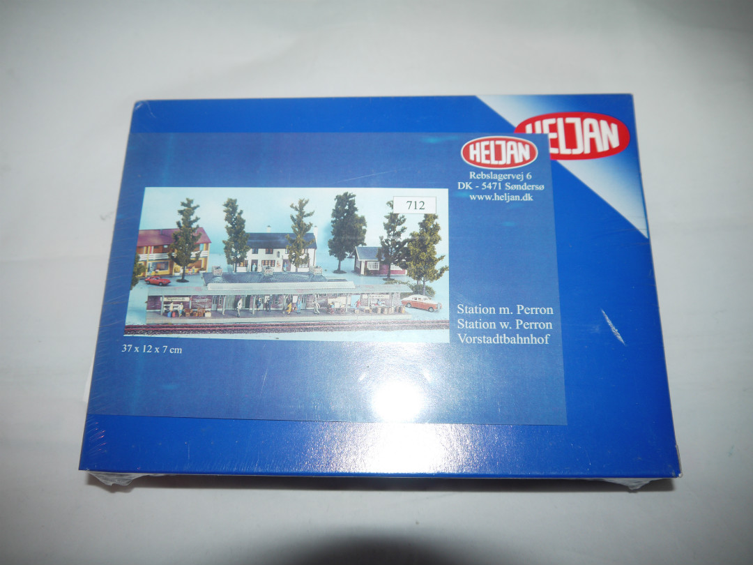Heljan 152 Spansk Station Byggesæt, Nyt i pakning, 22,5x19x9 cm H0 ...