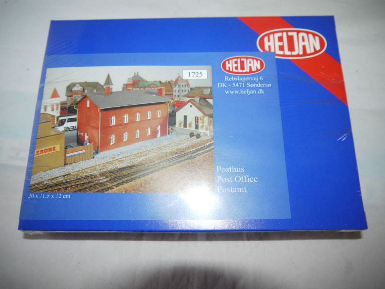 Heljan 152 Spansk Station Byggesæt, Nyt i pakning, 22,5x19x9 cm H0 ...