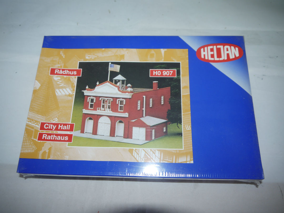 Heljan 907 Rådhus byggesæt 26x16x16 cm Nyt i pakning H0. - Elos ...