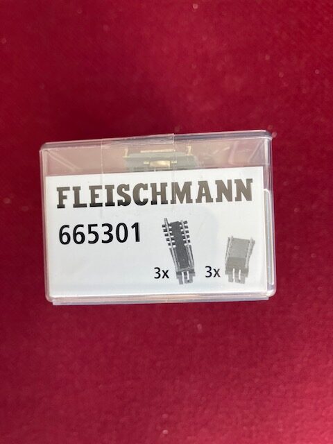Fleischmann 665301 komplet Sæt udv til drejeskive.. Som ny. let brugt ...